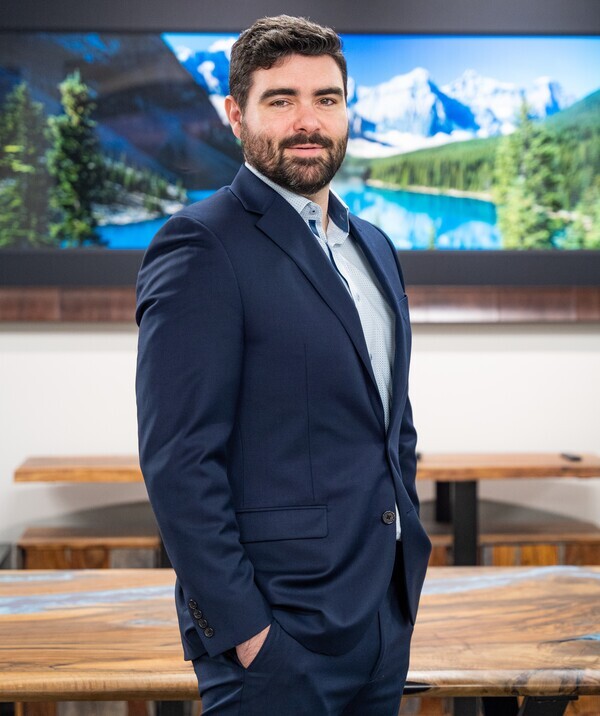 Our Associates | , Camarillo CA | Wells Fargo Advisors